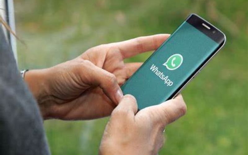 Quelle est la différence entre une chaîne et une liste de diffusion WhatsApp? - Gnatepe