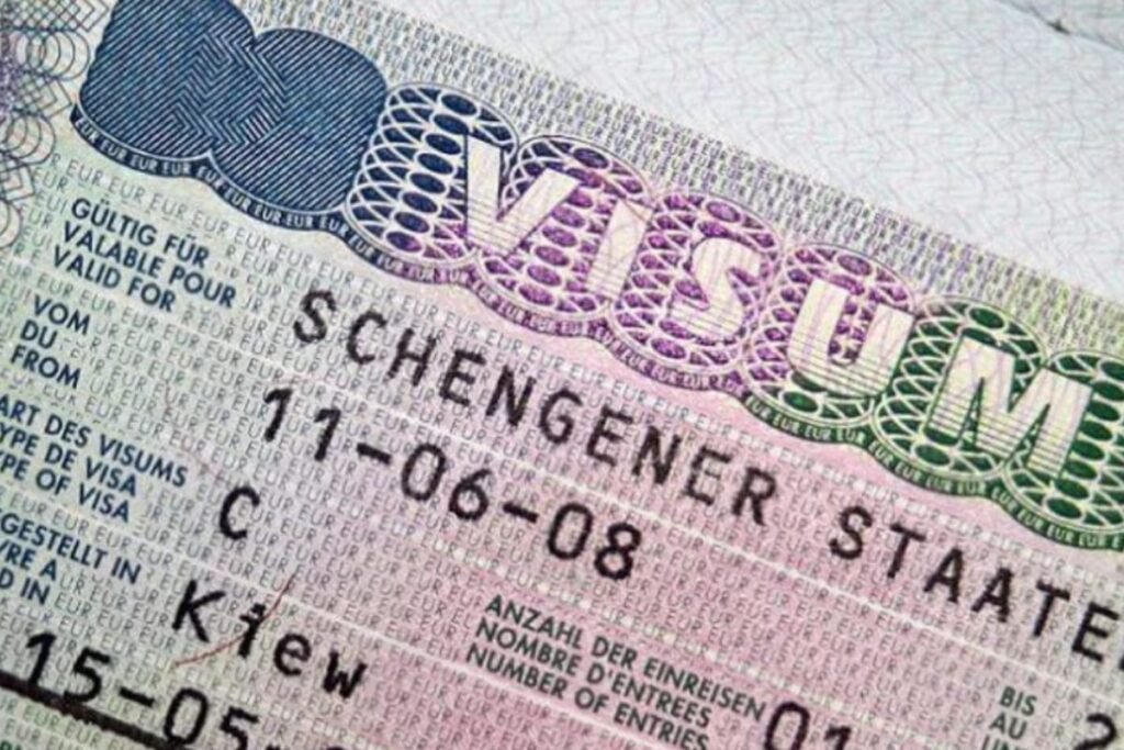 Comment lire une vignette du visa Schengen ? - Gnatepe